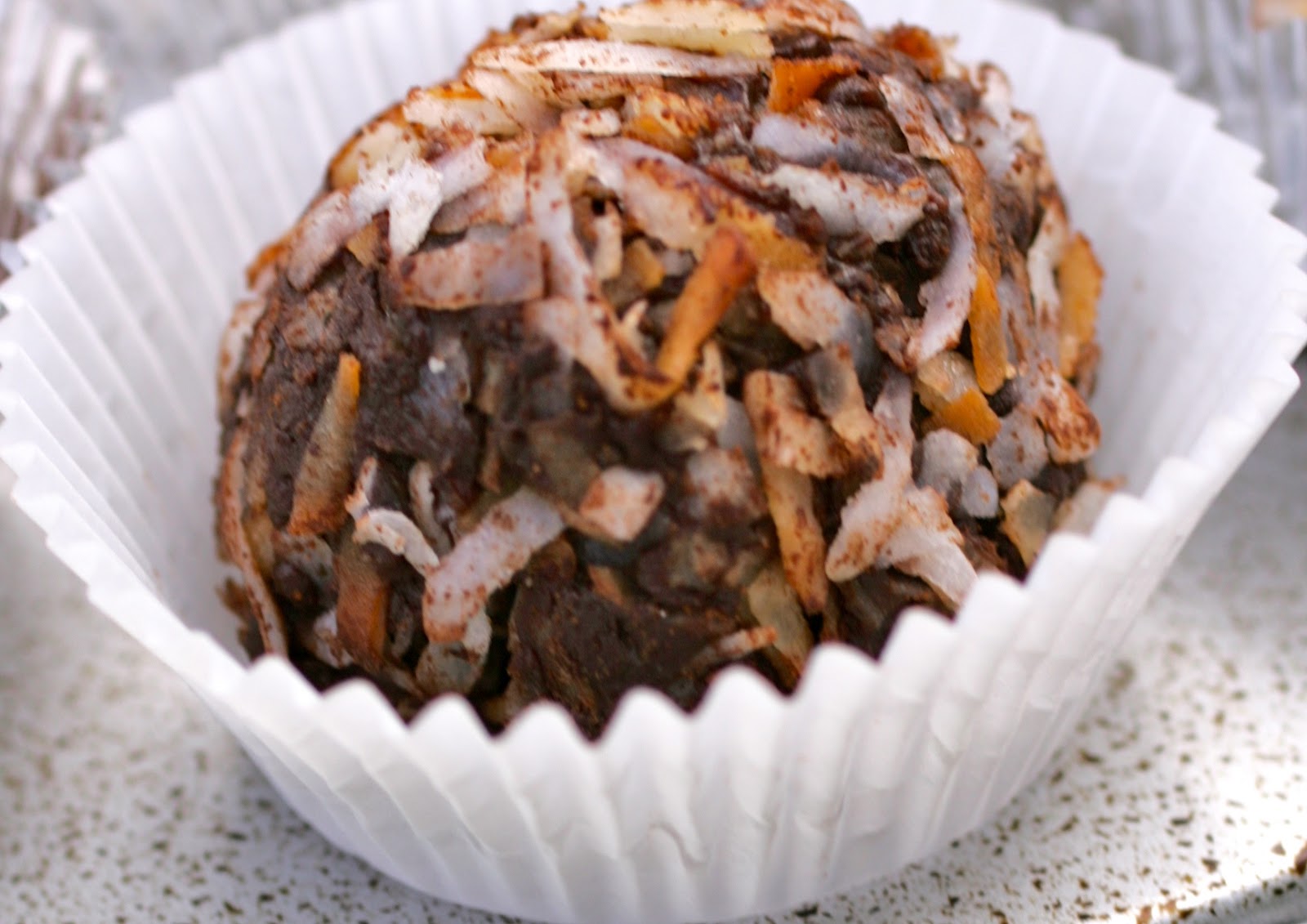 Easy Chocolate Truffles Made with Cocoa Powder – Make It and Bake It ...